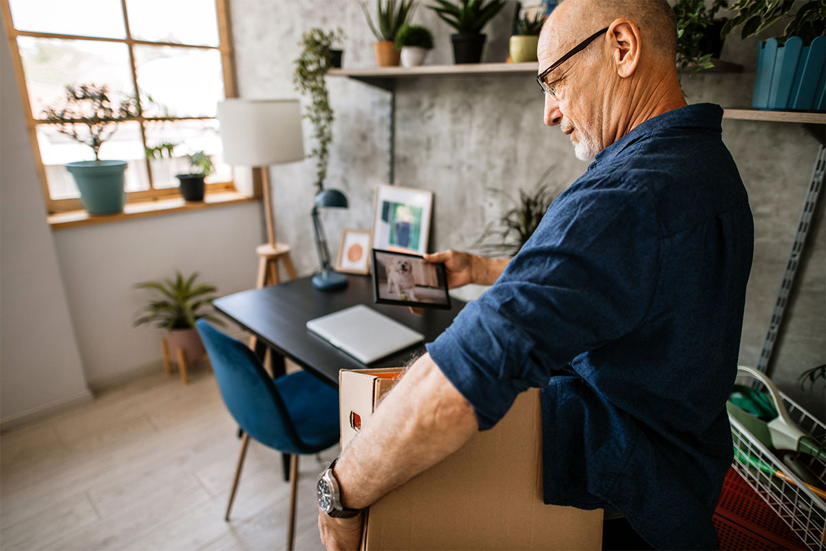 Transfer Your IRA‑Owned LLC to Another Custodian | IRAR Trust Company